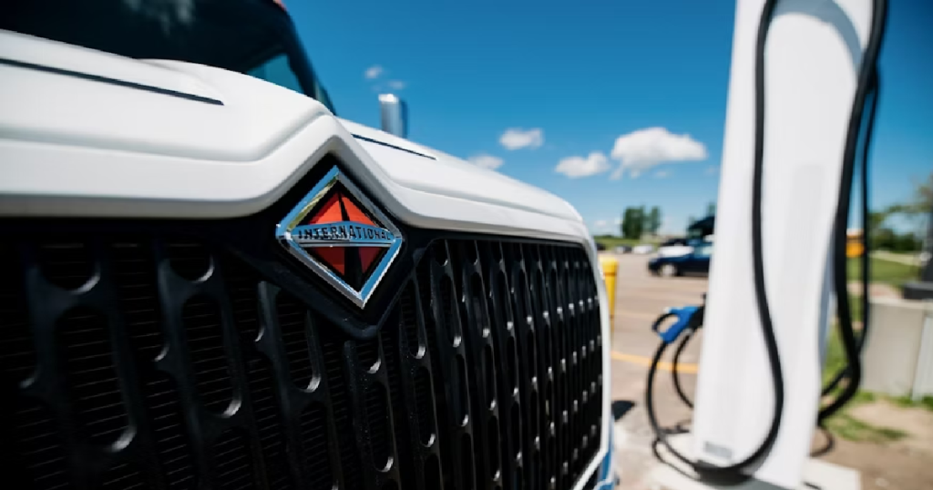 Navistar Expands EV Support Across Over 100 Dealer Locations
